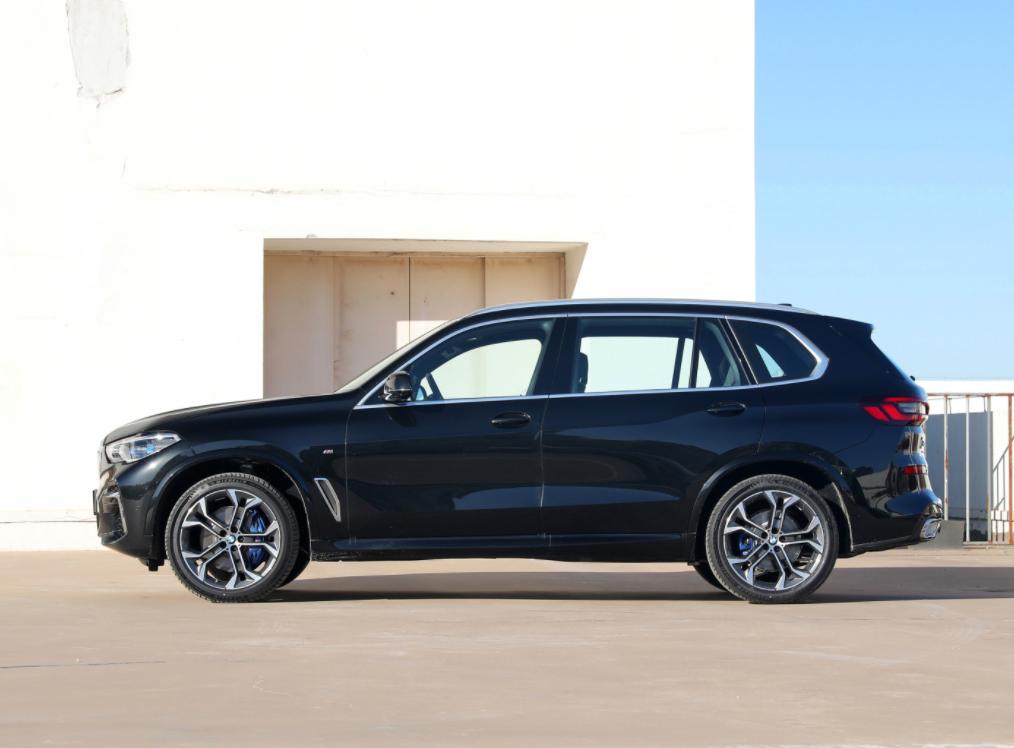 When the BMW X5 meets the SAIC Audi Q6, the BMW X5 seems to have no advantage in dealing with it ...