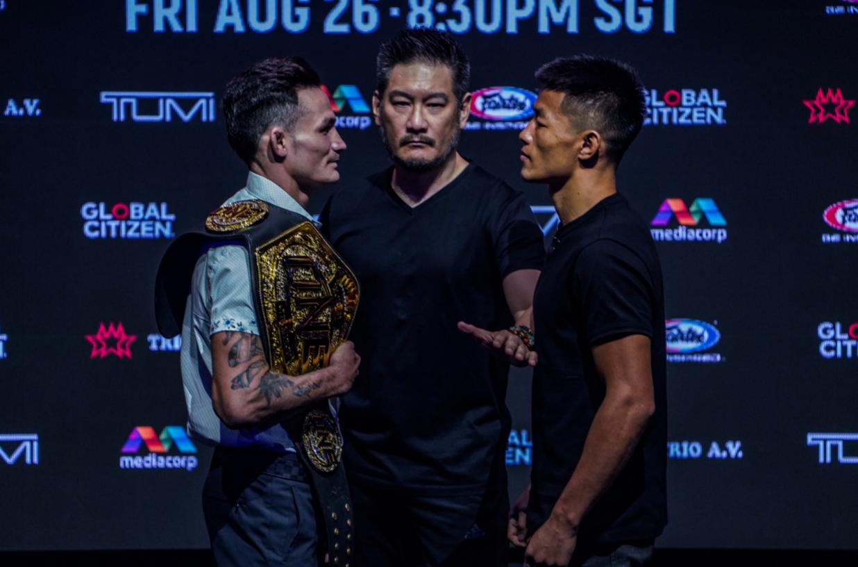 The first Chinese MMA male champion was born!Tang Kai beat Dan Le in ...