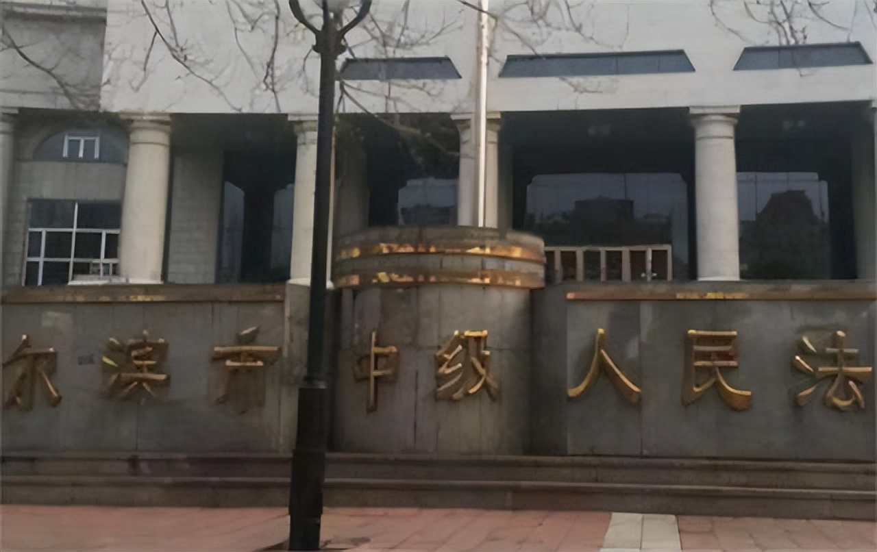 The 22-year-old beauty death row prisoner Bi Limei was "accidentally resurrected" after being ...