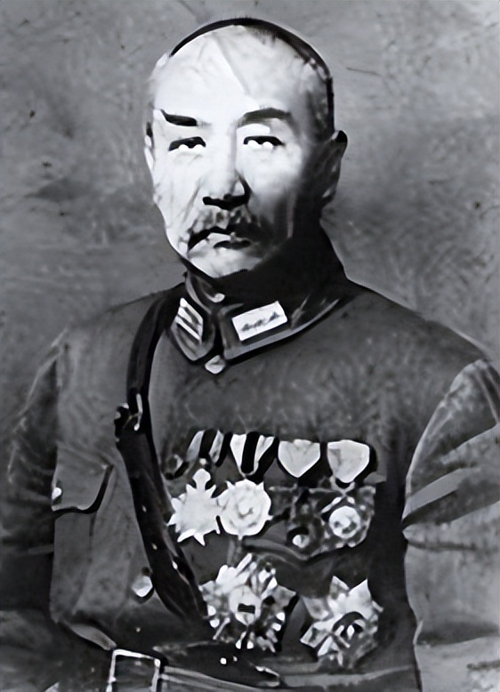In the 1930s, Feng Yuxiang instigated various generals to overthrow ...