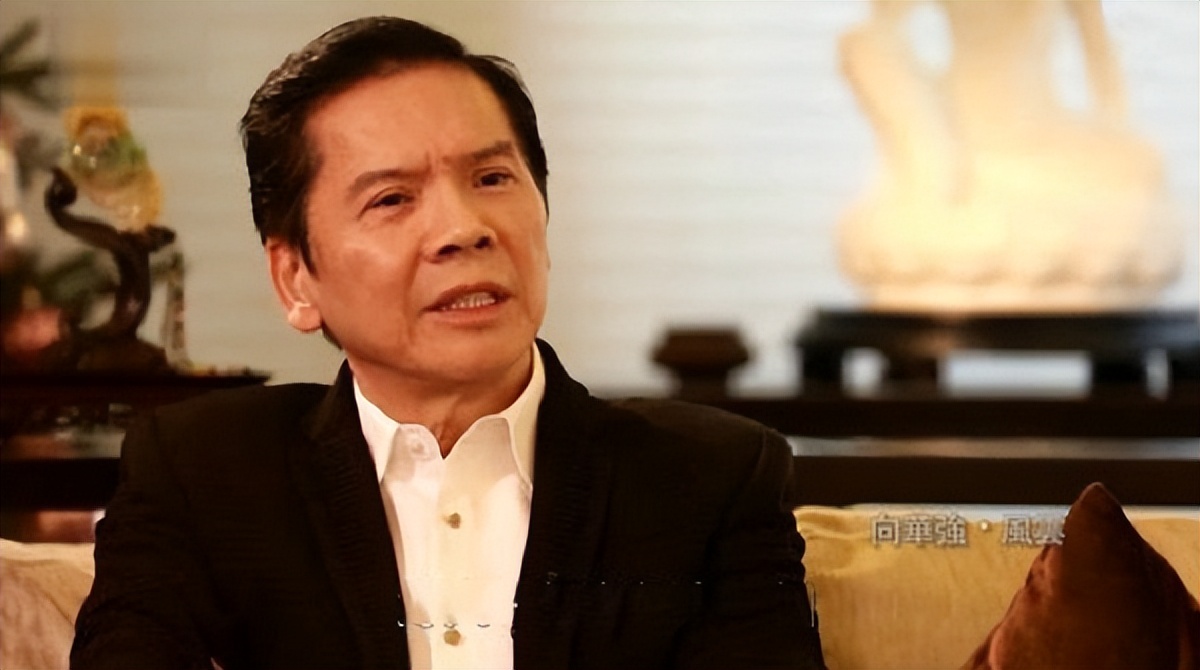 6 celebrities with strong backgrounds, and Ma Yun took a photo at the C ...