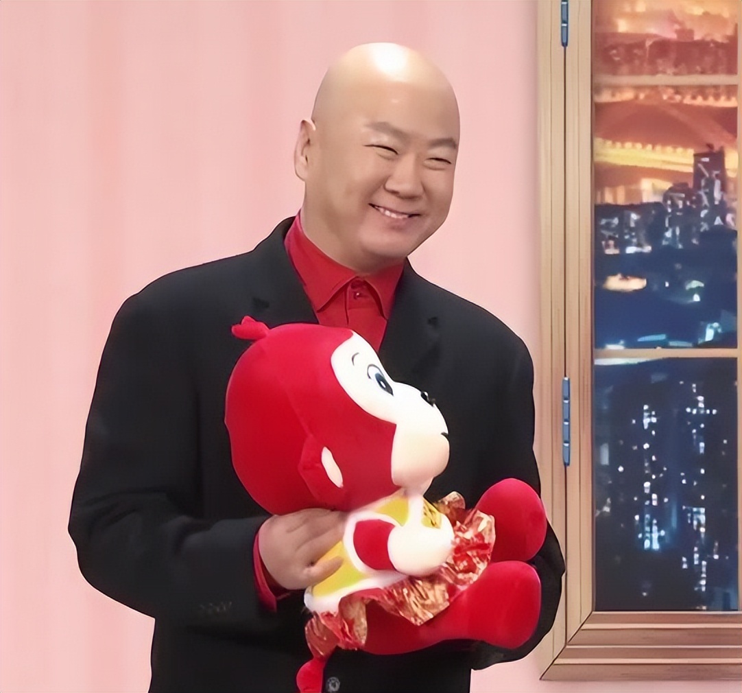 He once appeared on the Spring Festival Gala 23 times, but because of ...