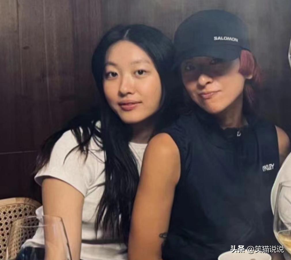Shawn Yue posted a photo with Xu Haoying's mother and daughter: 19-year-old Chen Kangdi's recent ...
