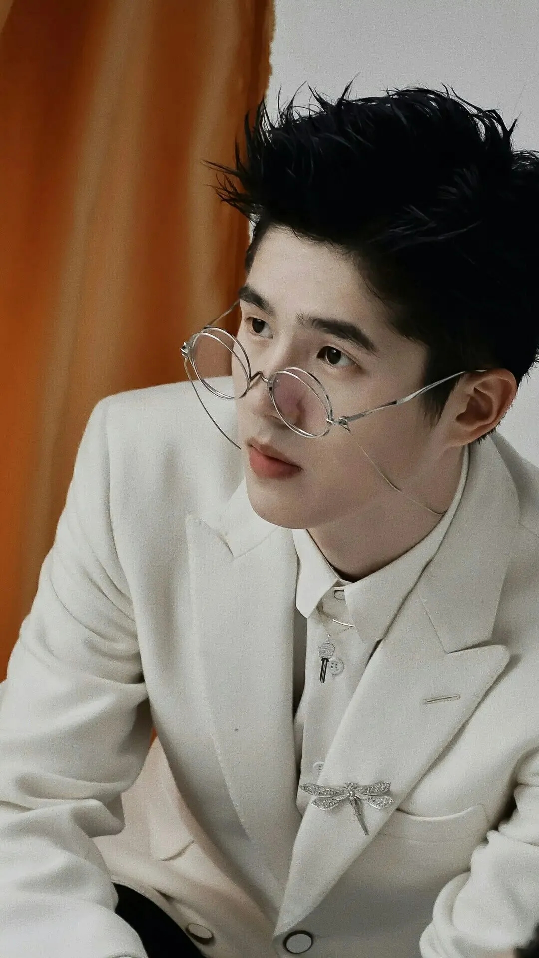 Liu Haoran's "smell" behavior was scolded on the hot search, and ...