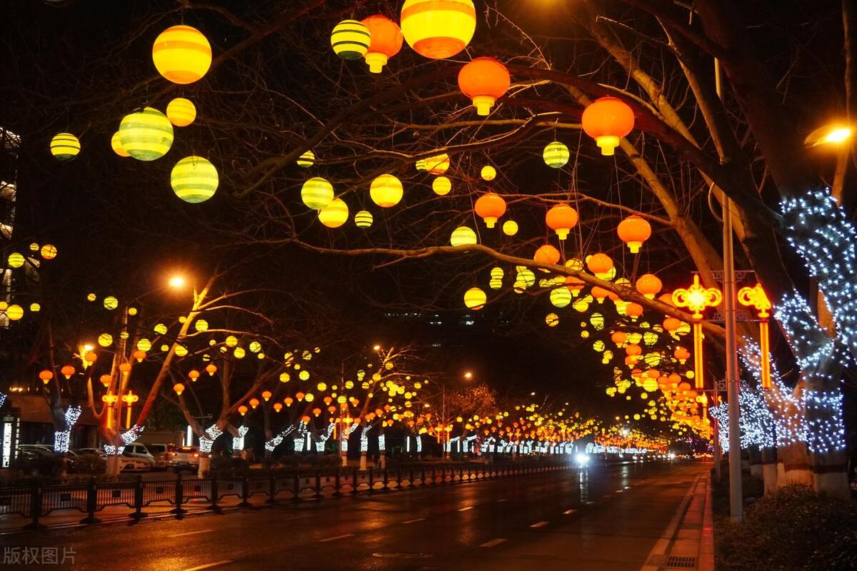 The true meaning of the song "Stars Light Up" - iNEWS