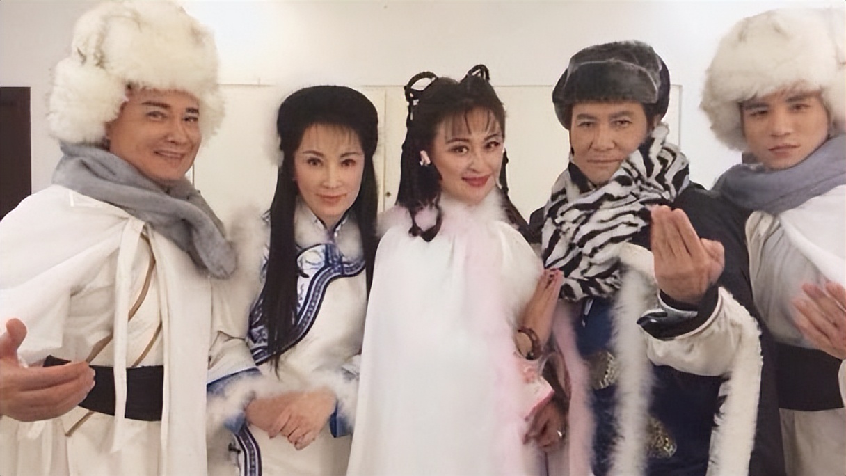 100 classic film and television songs, each one is the memory of 8090 ...