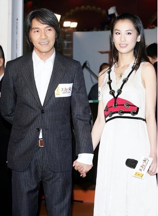 Yang Zishou talked about Huang Shengyi being hidden inside the snow ...