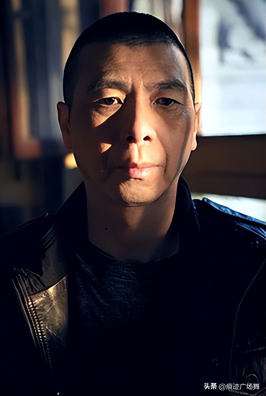Naked substitute actor Shao Xiaoshan teared up the director because of ...