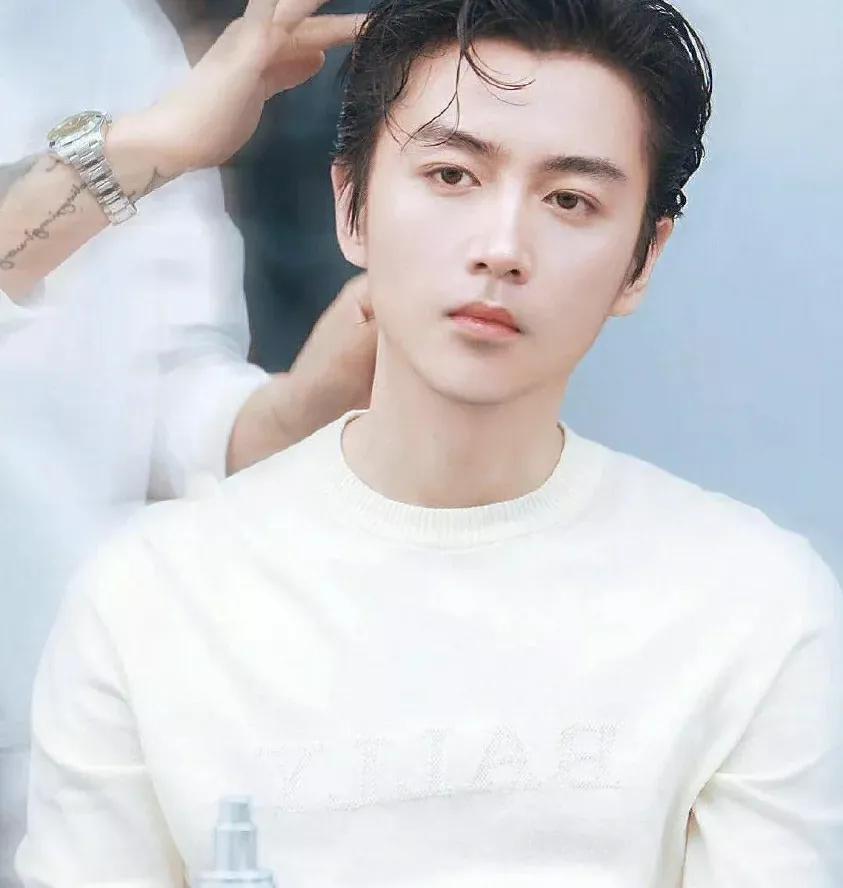 Little Gossip, Chen Xiao, Gong Jun, Li Yunrui - iNEWS