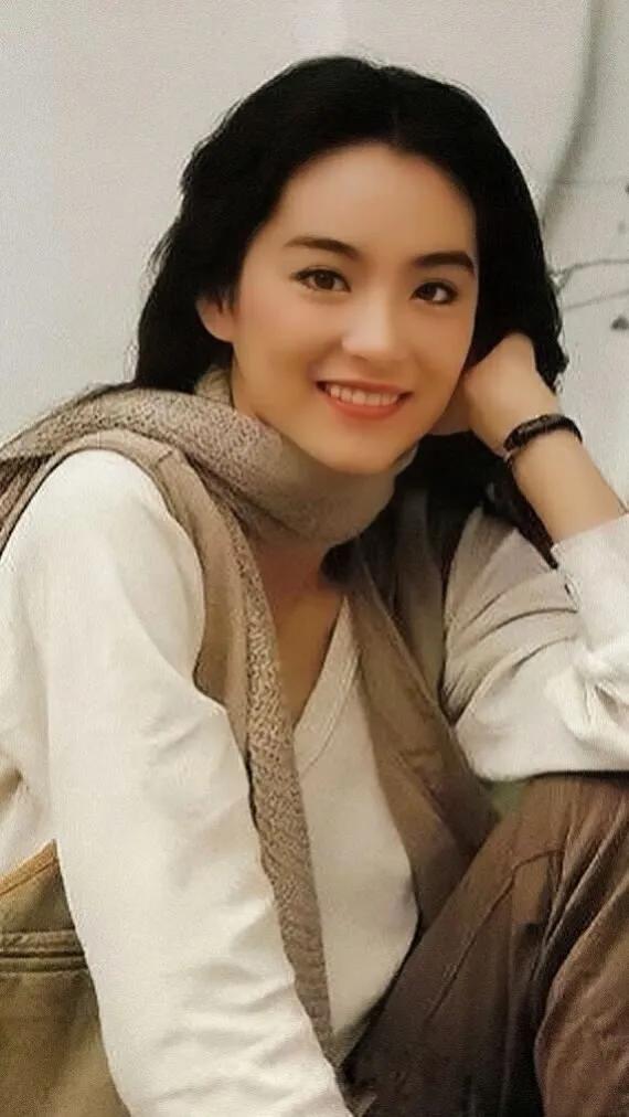 Look how beautiful Lin Qingxia was when she was young - iNEWS