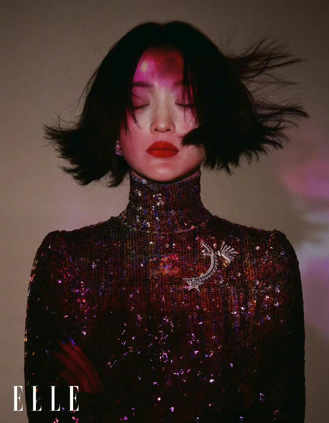 Zhou Xun: On the cover of ELLE's October anniversary - iNEWS