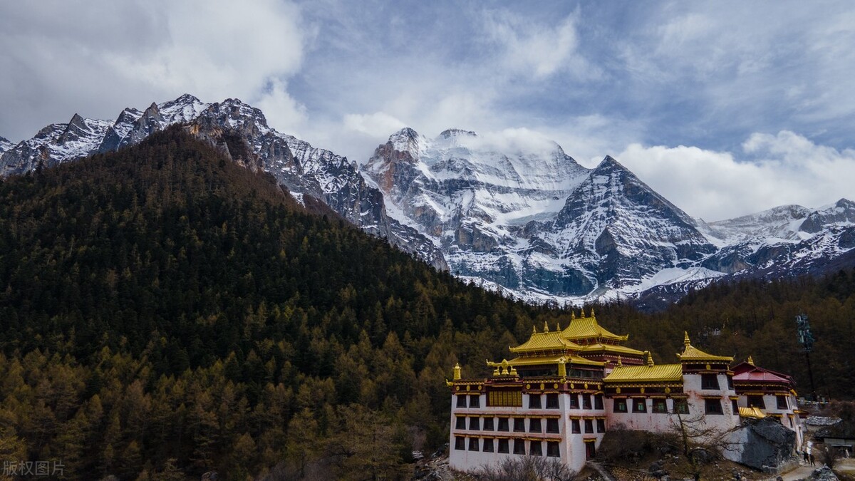 The meaning and value of temple tourism: new experience for young ...