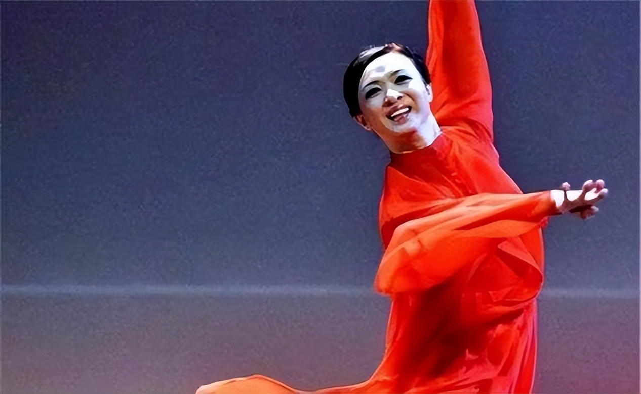 Jin Xing's first wife was as beautiful as a flower, and she was pregnant when she divorced. How ...