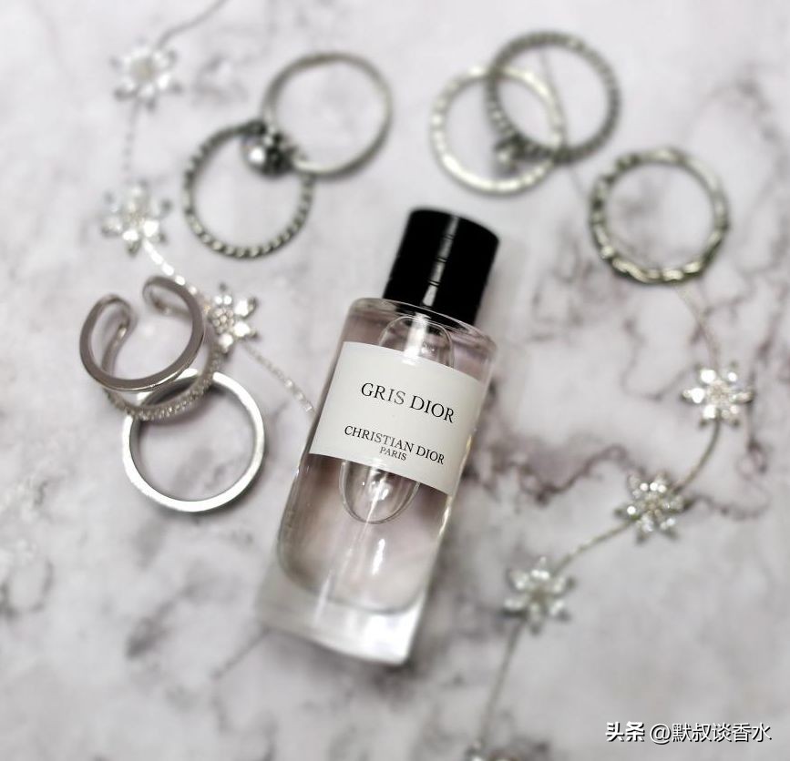 Dior Collection Salon Montaigne - iNEWS