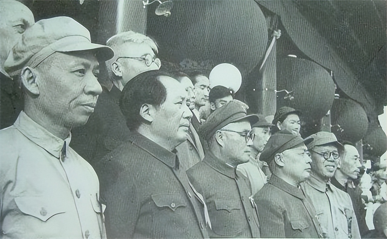 In 1949, in order to prevent the founding ceremony, Chiang Kai-shek ...