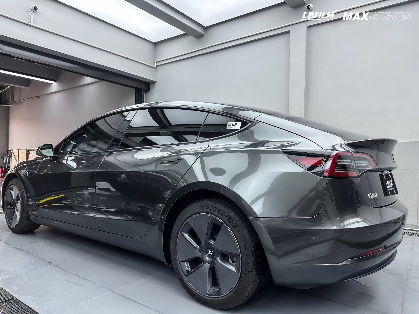 Tesla model3-LB color change film liquid metal deep gray, it will ...