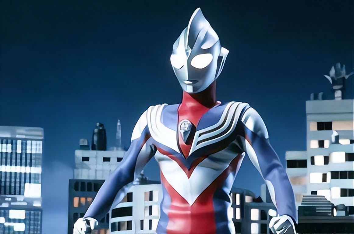Our Childhood Superman Light Giant "Ultraman Tiga" - iNEWS