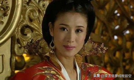 Twenty-one imperial concubines of the Ming Dynasty (top) who were ...