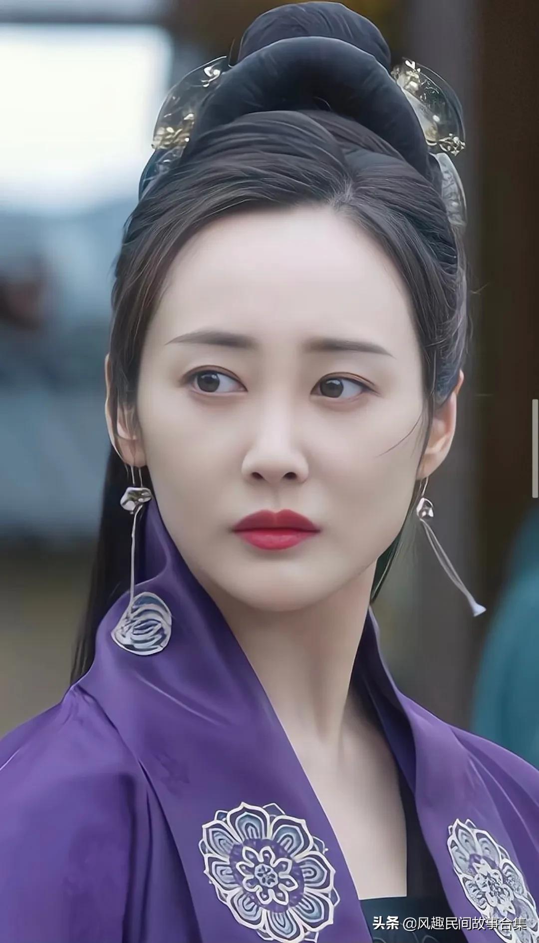 Actor Li Chun, who plays Xuanyuan Qingfeng, a swordsman in the snow, a ...