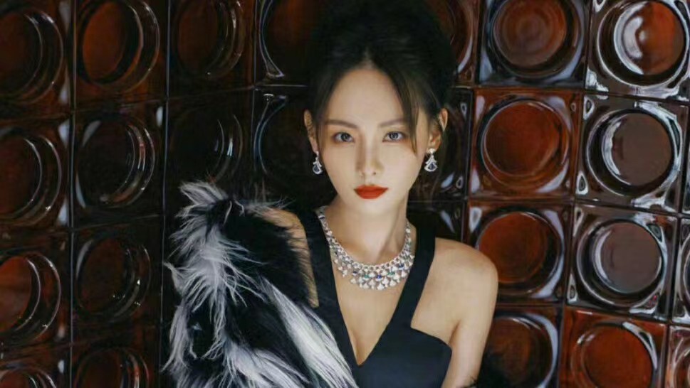 Good things come in pairs, Huang Xiaoming lurks to be broadcast, cooperating with Zhang Xiaofei ...