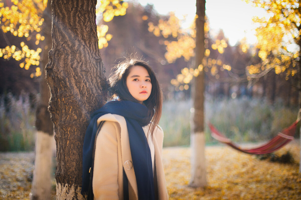 A woman with a pointed chin Vanves - iNEWS
