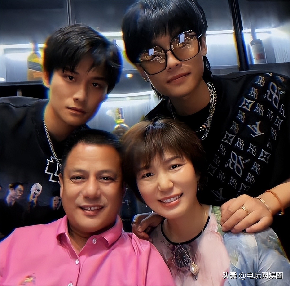 Crazy Little Brother Yang, Li Jiaqi, Luo Yonghao, and Simba overturned their cars. Why are live ...