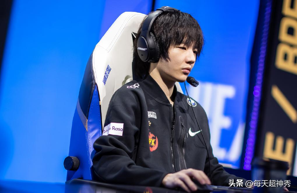 Dream back to S9!FPX champion players scored in three rows, Doinb, Lwx talk about Crisp - iNEWS