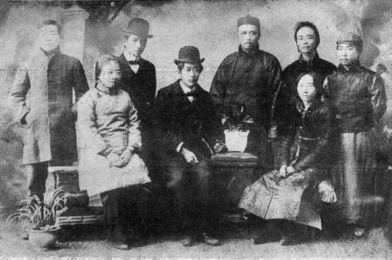 He Yinzhen - probably the earliest feminist in China - iMedia