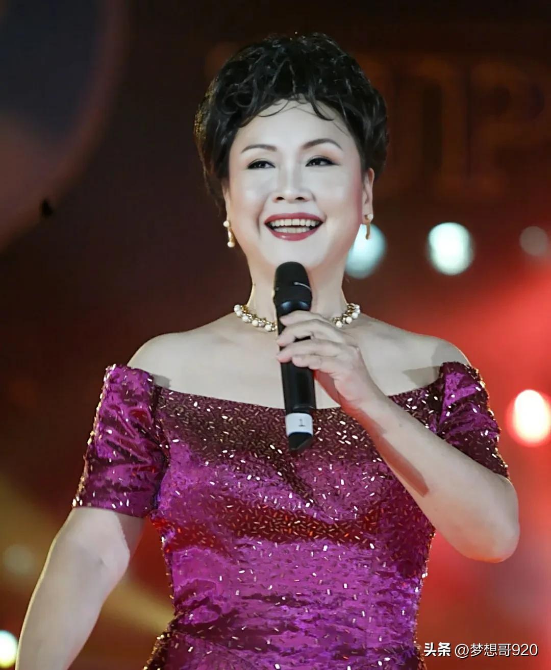 Do you know the story behind [Unforgettable Tonight]?This year Li Guyi ...