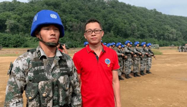 Zhou Guangbing and his military songs! - iMedia