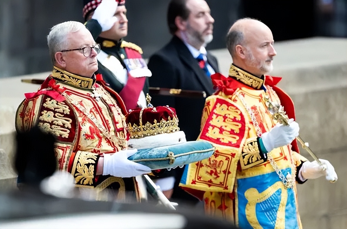 King Charles III crowned again in Edinburgh as he is presented with the ...