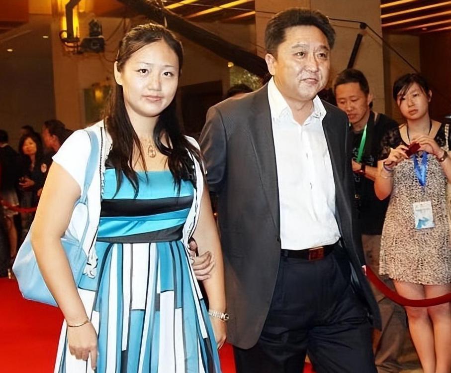 She was ridiculed by Guo Degang on the show and favored by Yu Qian in ...