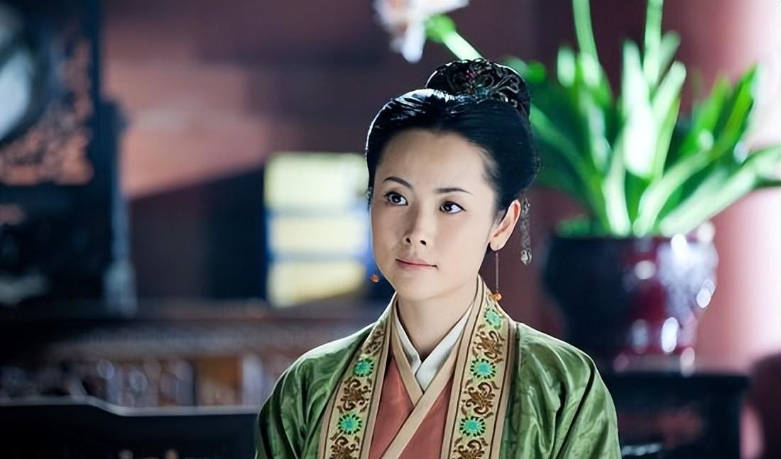 She got married and had children at the age of 41, divorced Tian Liang ...