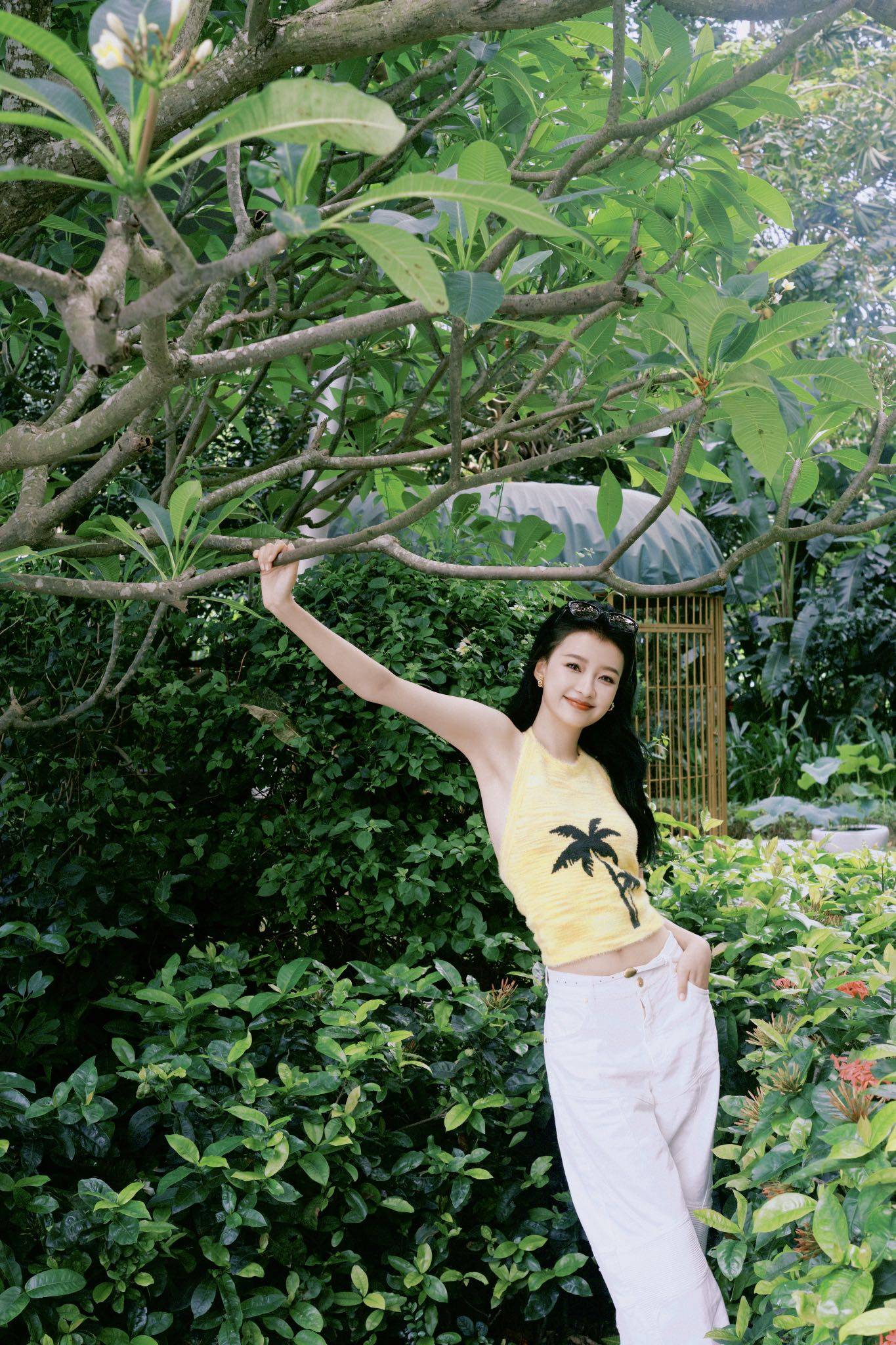 Sun Yi's island-style style is full of vigor and sweetness, and the ...