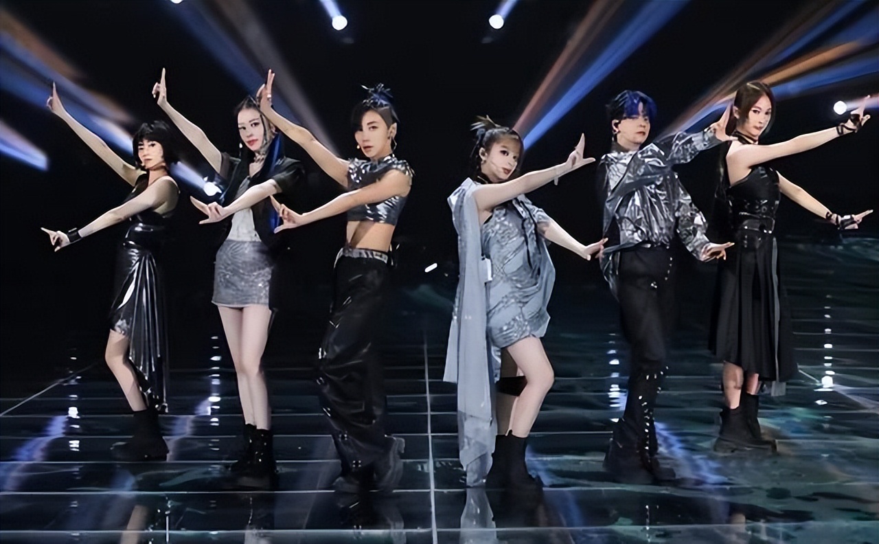 "Sisters Who Make Waves Season 4" Why did Chen Jiahua Ella be able to ...