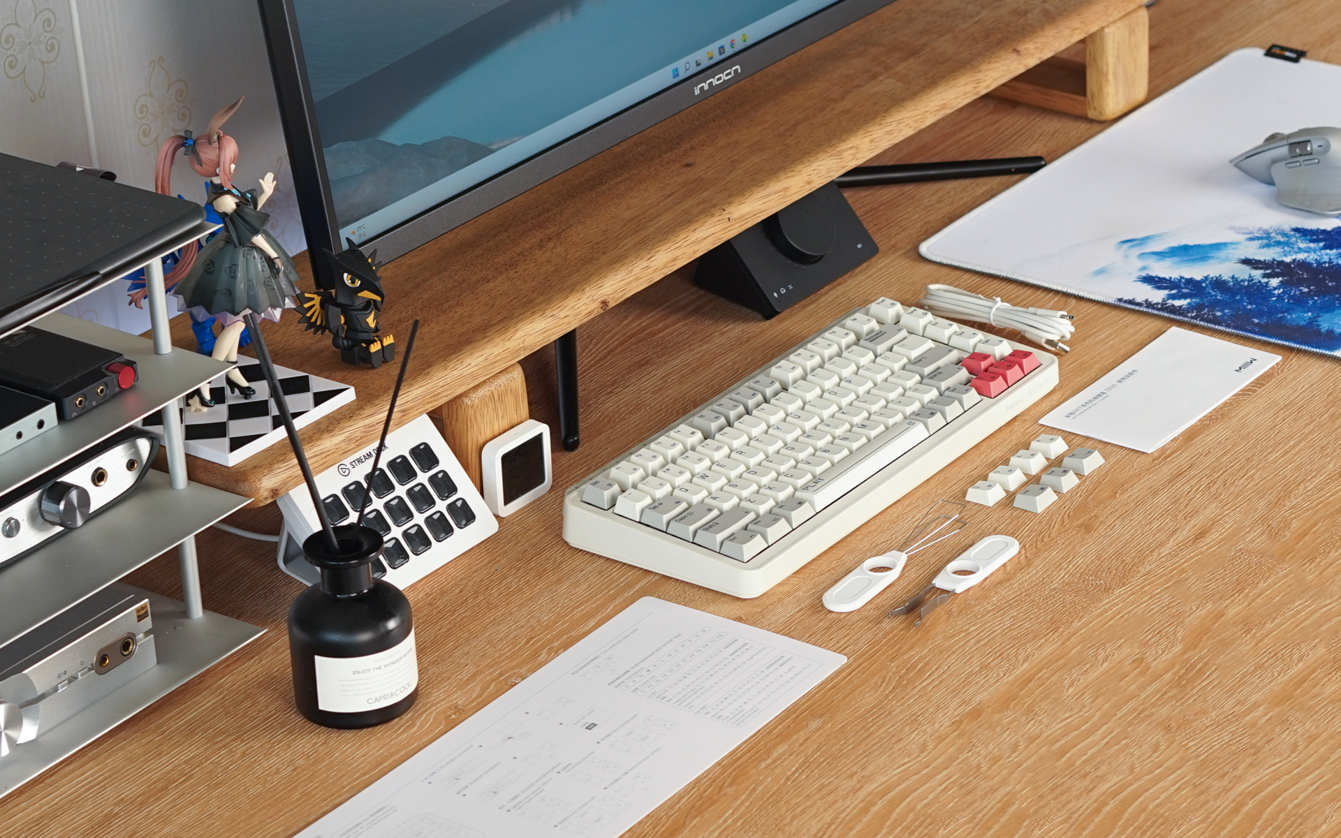 Simple and sentimental style, full-featured 83 keys, Miwu ART Z830 mechanical keyboard ...