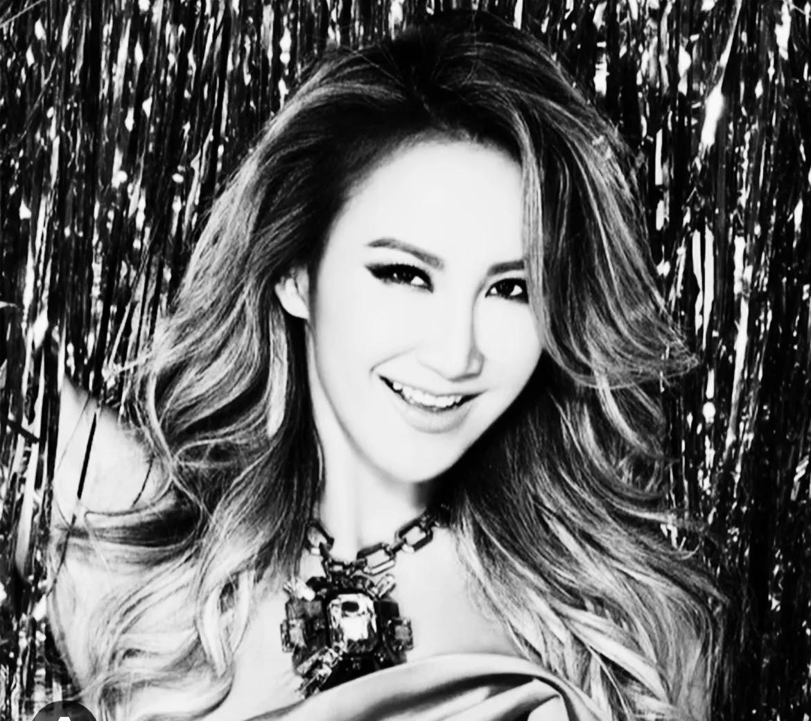 Coco Lee, the man has passed away, but his thoughts will last forever ...