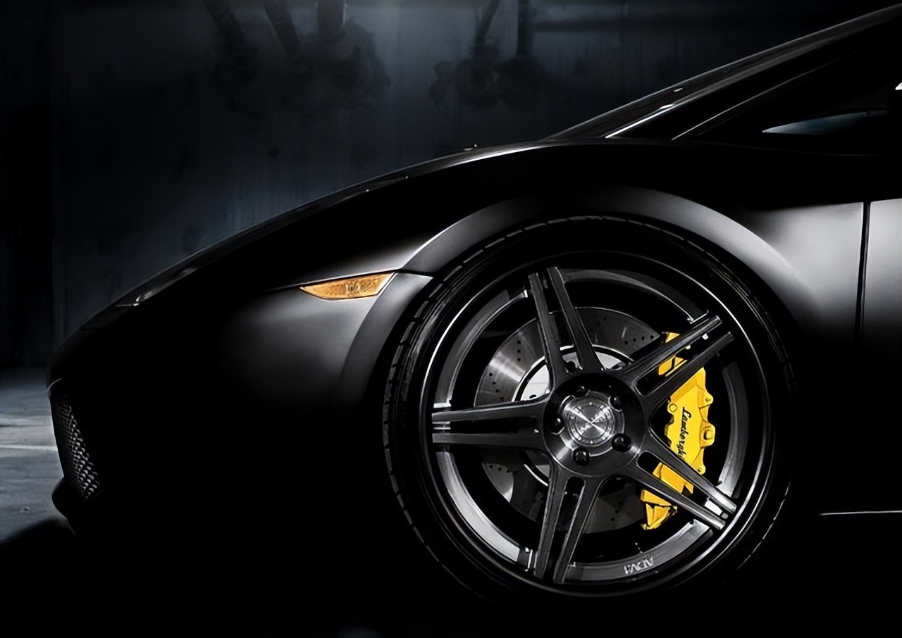 Novice on the road: How long is the life of a car tire? - iMedia