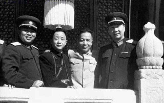 In 1990, Chen Pixian talked about writing his memoirs in Zhongnanhai ...