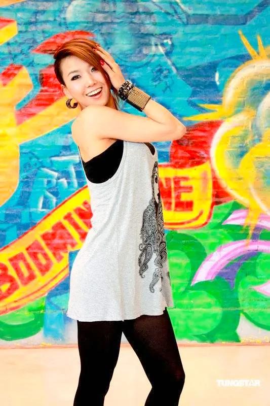 I'm not Huang Rong, I'm a good figure Wang Rong - iNEWS