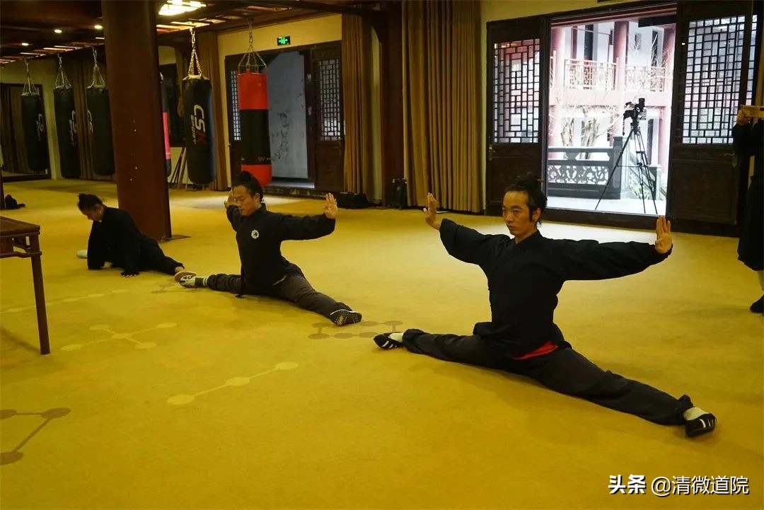 How does the Wudang sect effectively improve the leg technique?There ...