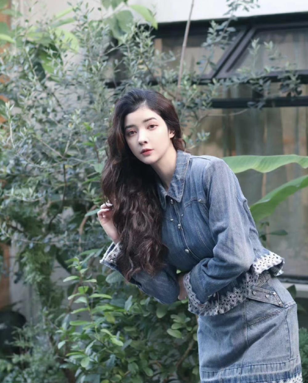 Tang Yuzhe officially announced his relationship! Dazzling diamond ...