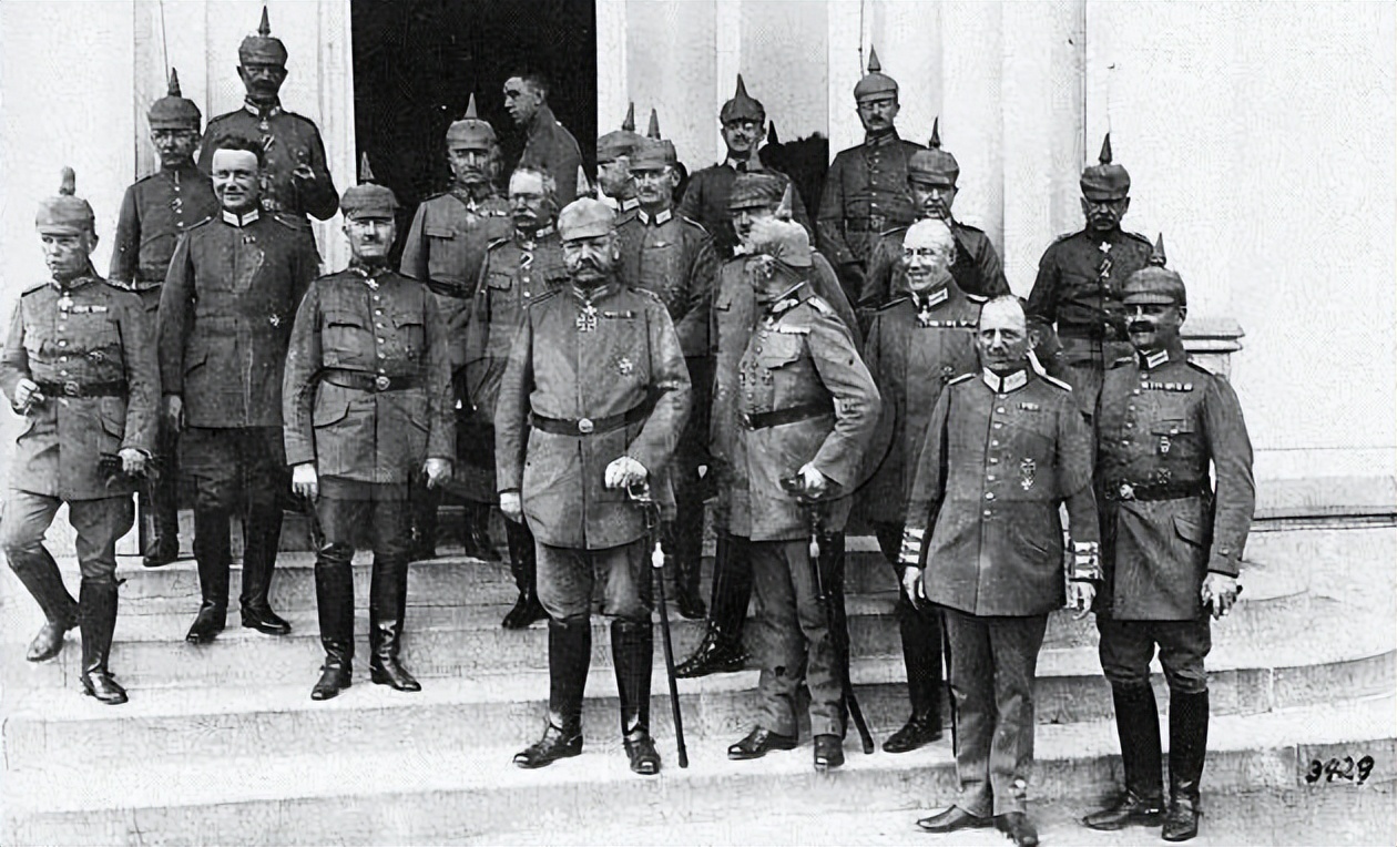 How was the Second German Reich established? What impact did it have on ...