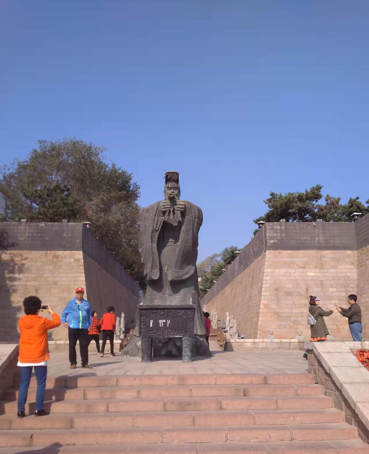 The legend of Emperor Qin's quest for immortality "the first pass in ...