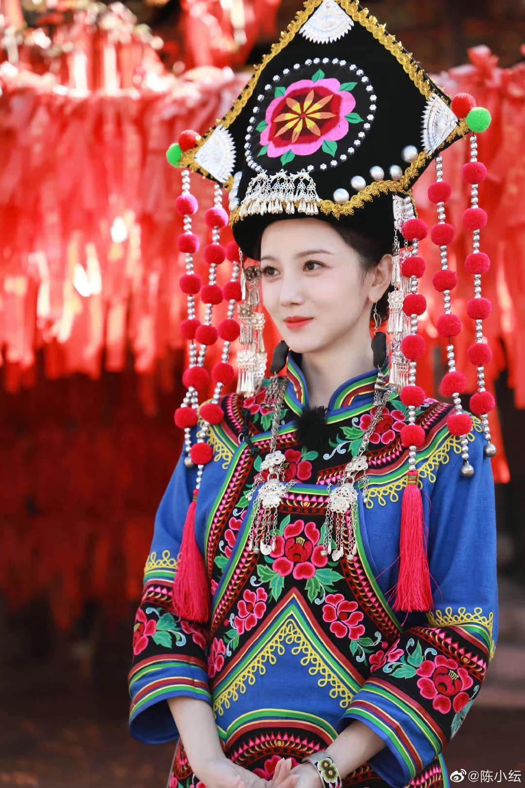 Bright solar calendar, full of charm of Yi people - iNEWS