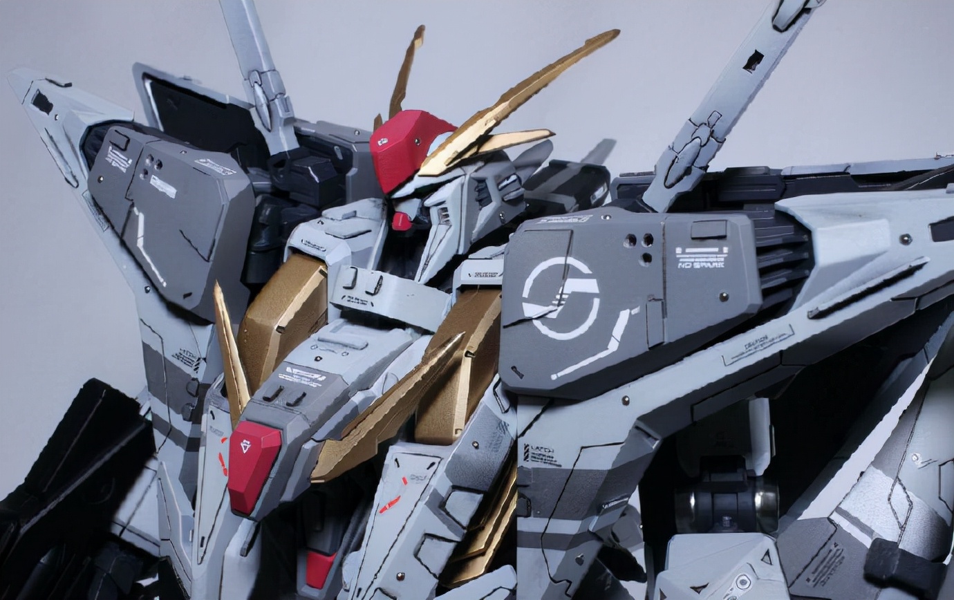Cauchy Gundam Model, Grey Fine Paint - iNEWS