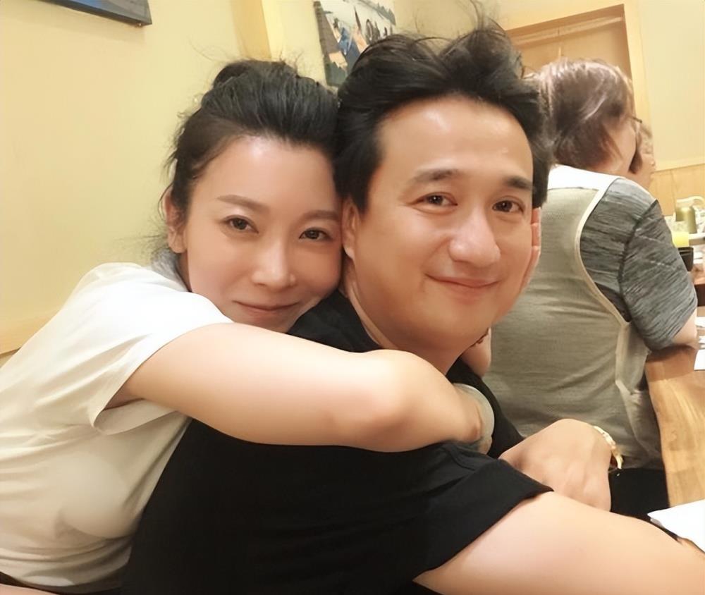 After being accused of meddling by the actor's wife, Zhang Yanyan, who exposed the scandal again ...