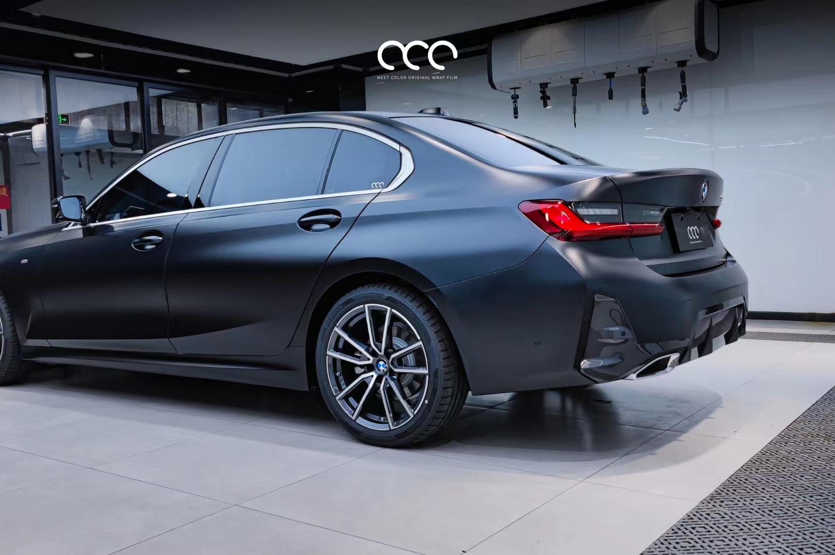 BMW 3 Series Diffuse Color Changing Film sub-surface matte black, full ...