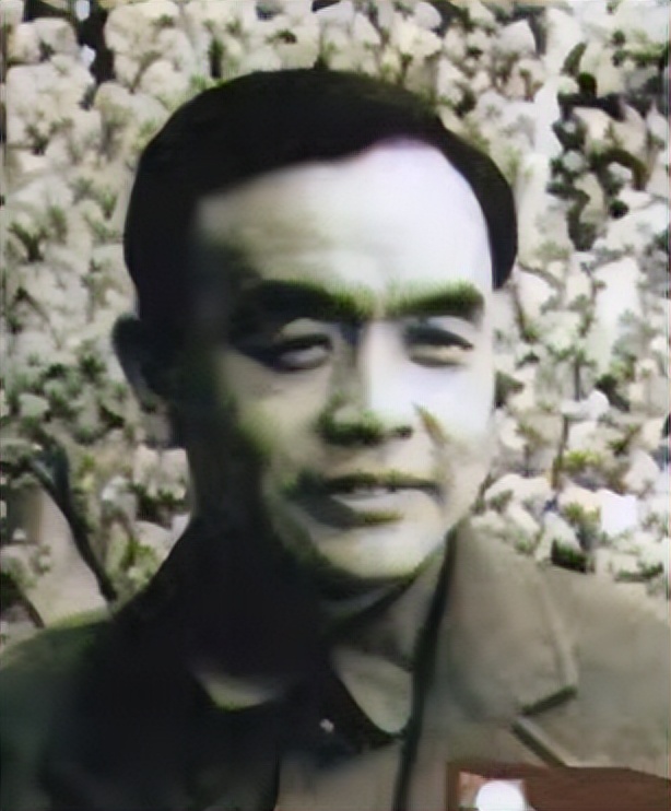 He was a confidant of Jiang Qing, who was dismissed after smashing the ...