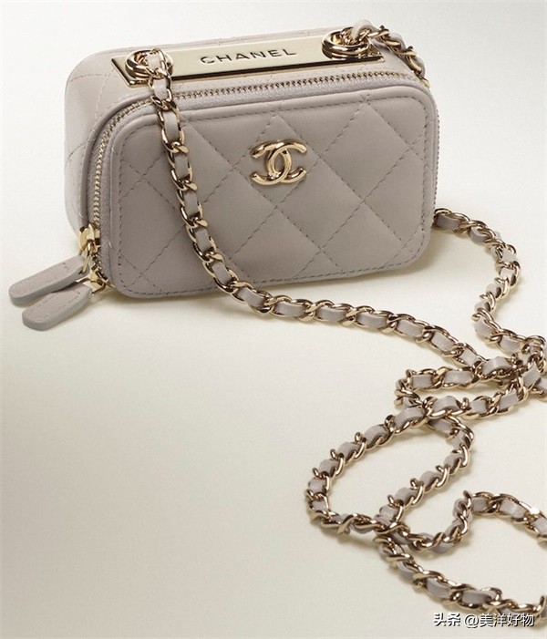 Chanel official website brand new square box cosmetic case handbag ...